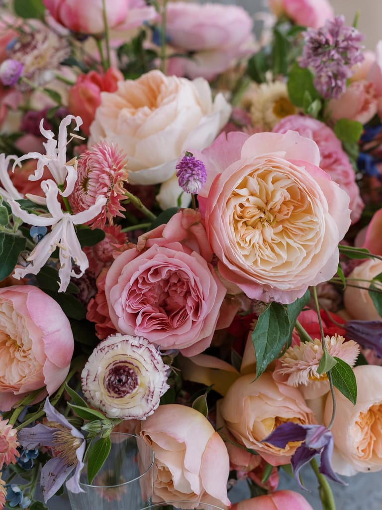 The Hottest Wedding Flower Trends For 2023 - David Austin Wedding and ...