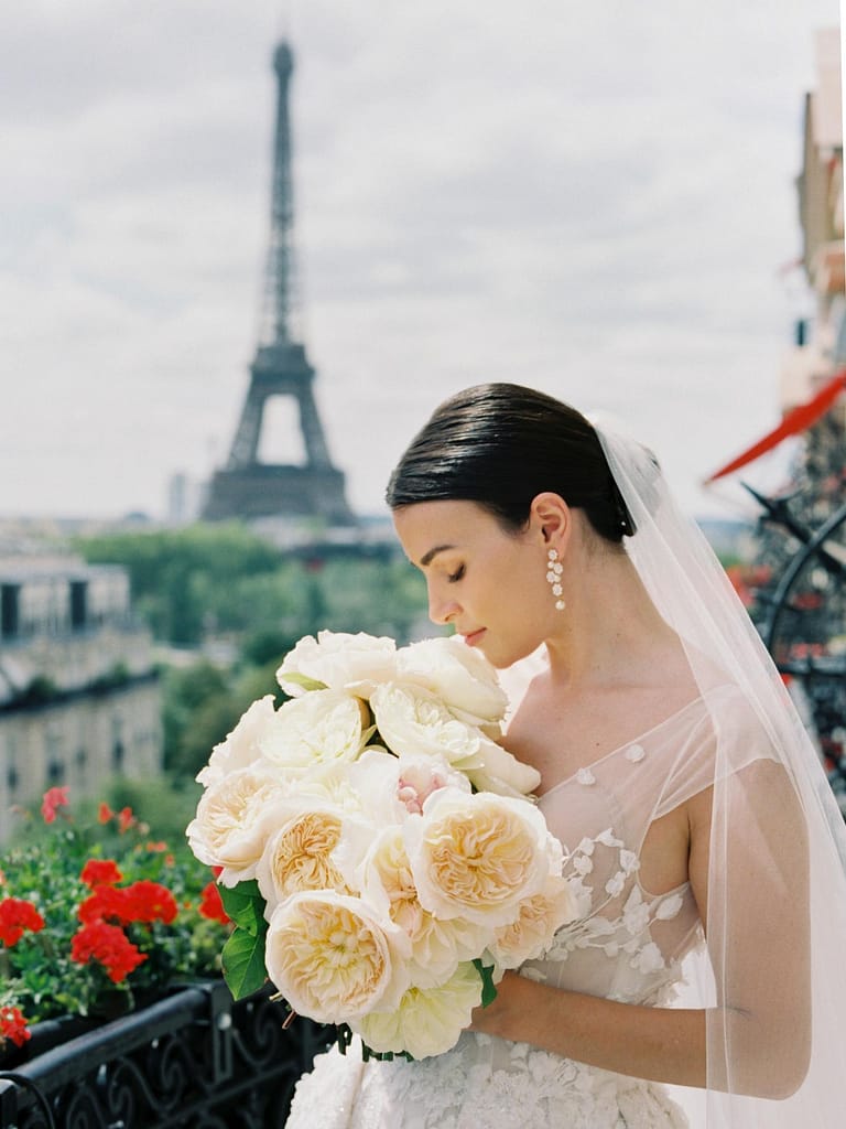 City Wedding Inspiration in Paris - David Austin Wedding and Event Roses