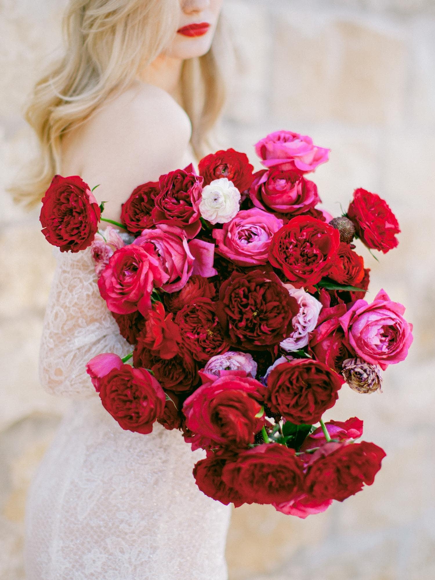 Tess, The Ultimate Red Rose - David Austin Wedding and Event Roses