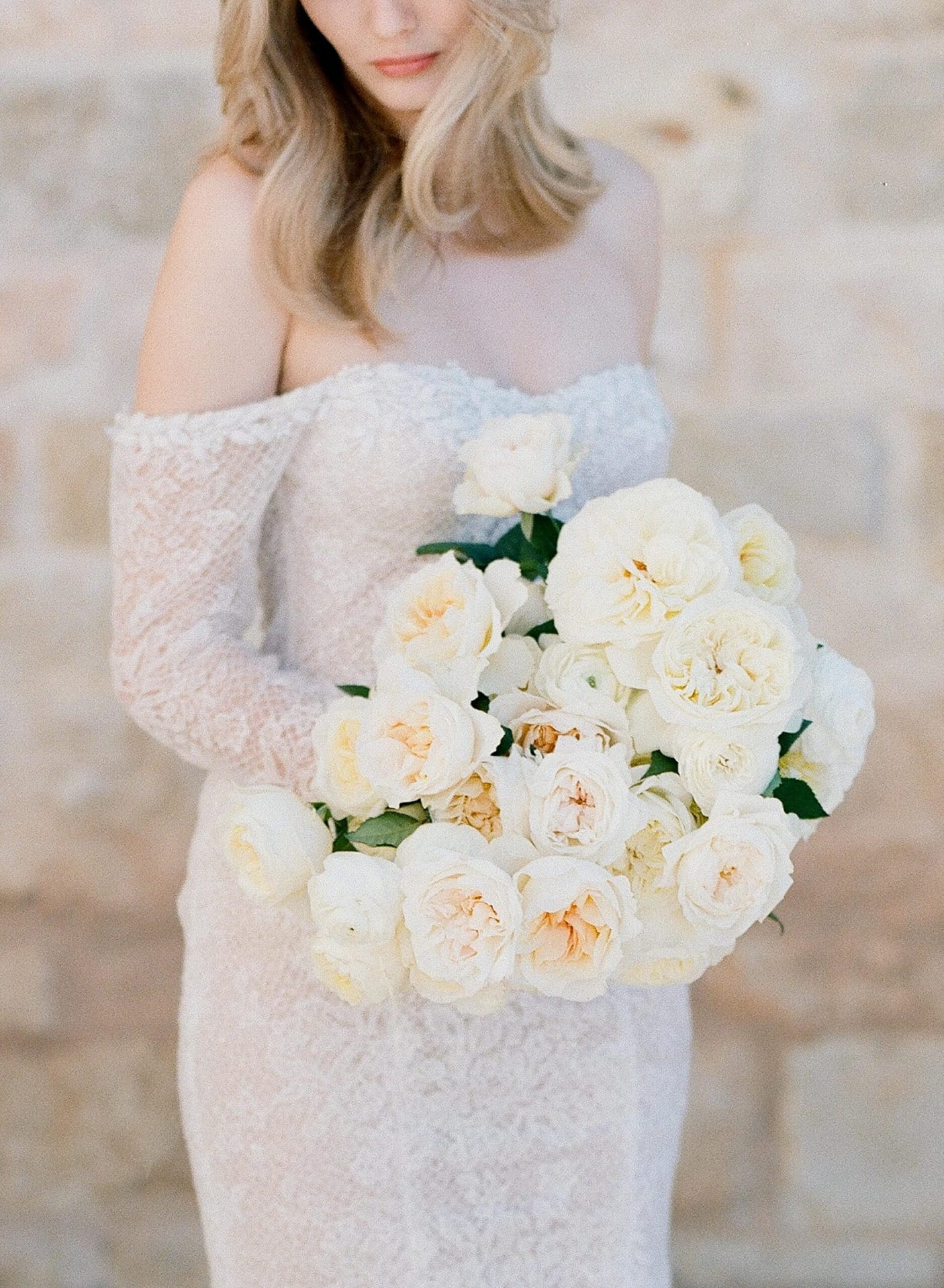 Leonora, A Timeless Ivory Rose for Your Wedding - David Austin Wedding ...